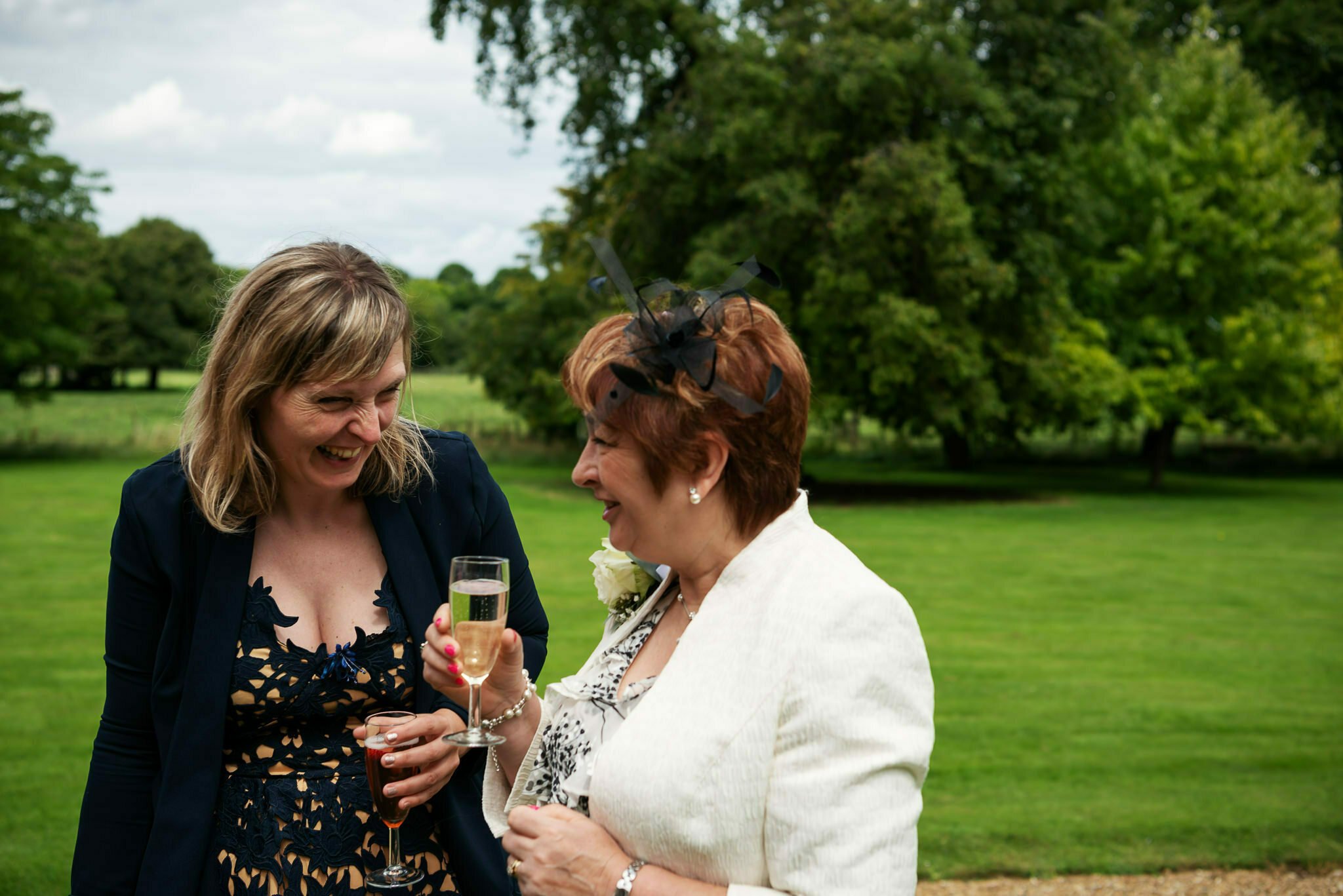 Hexton Manor Wedding Photographer - Nicola and Chris' wedding