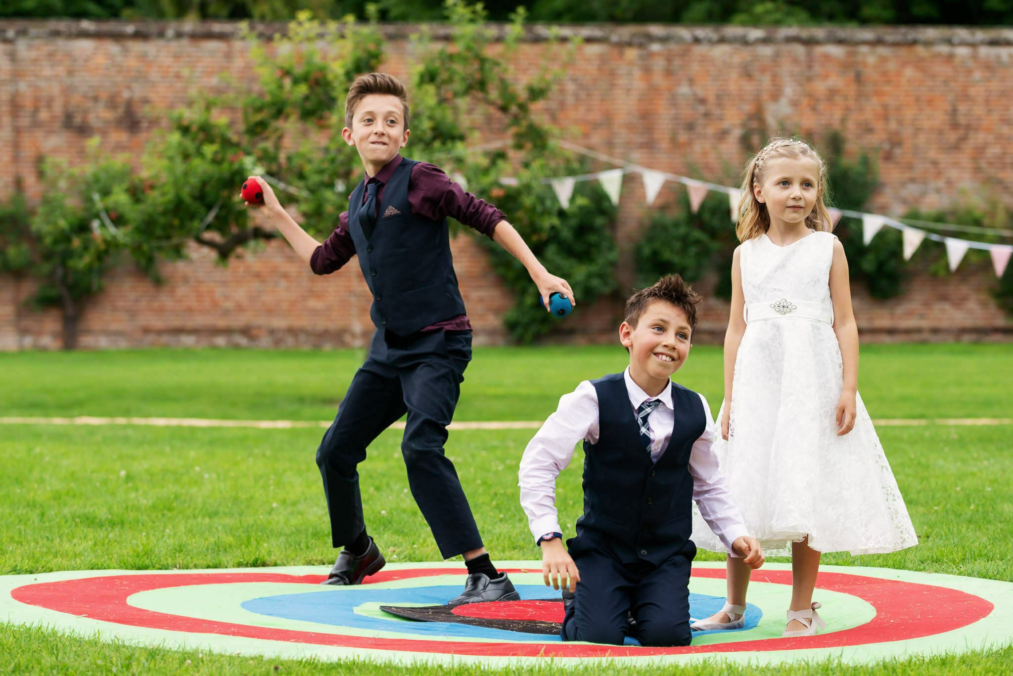 Hexton Manor Wedding Photographer - Nicola and Chris' wedding