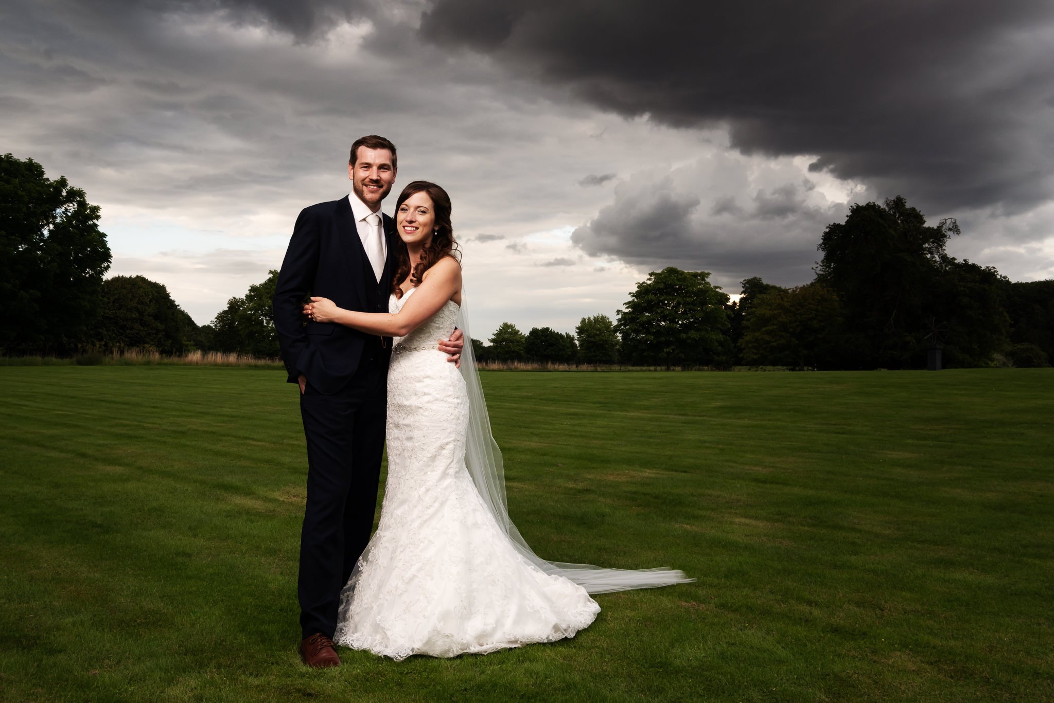 Hexton Manor Wedding Photographer - Nicola and Chris' wedding