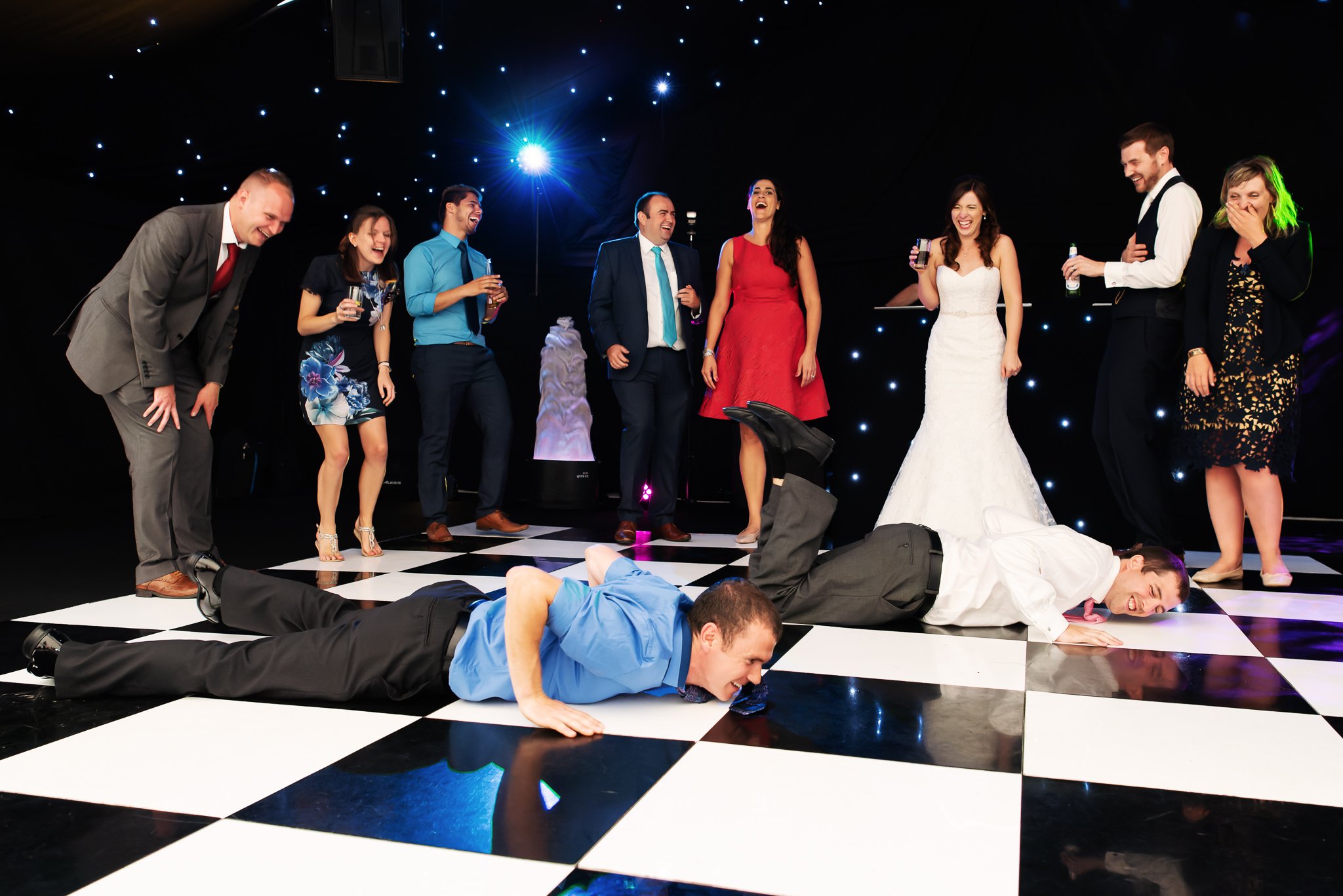 Hexton Manor Wedding Photographer - Nicola and Chris' wedding