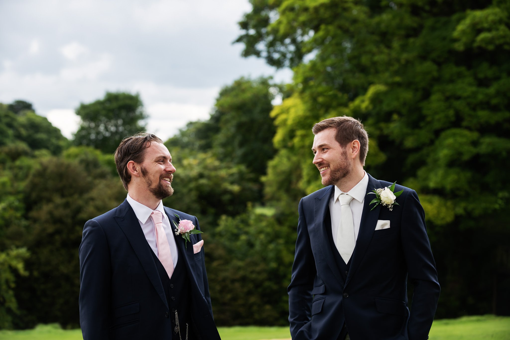 Hexton Manor Wedding Photographer - Nicola and Chris' wedding